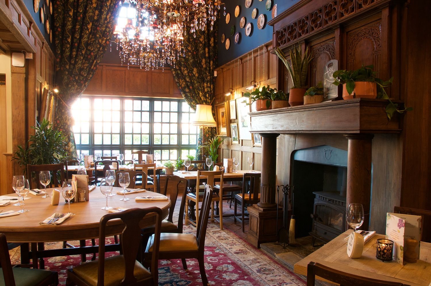 The Talisman | Gastropub in Park Gate for All Day Dining