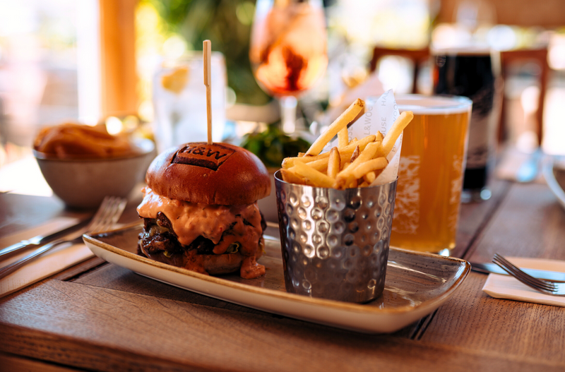 The Talisman | Pub & Restaurant in Park Gate, near Southampton